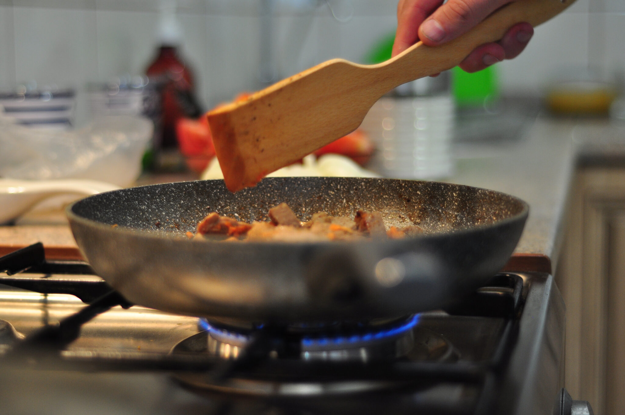 5 Cooking Meat Techniques for Perfect Dishes