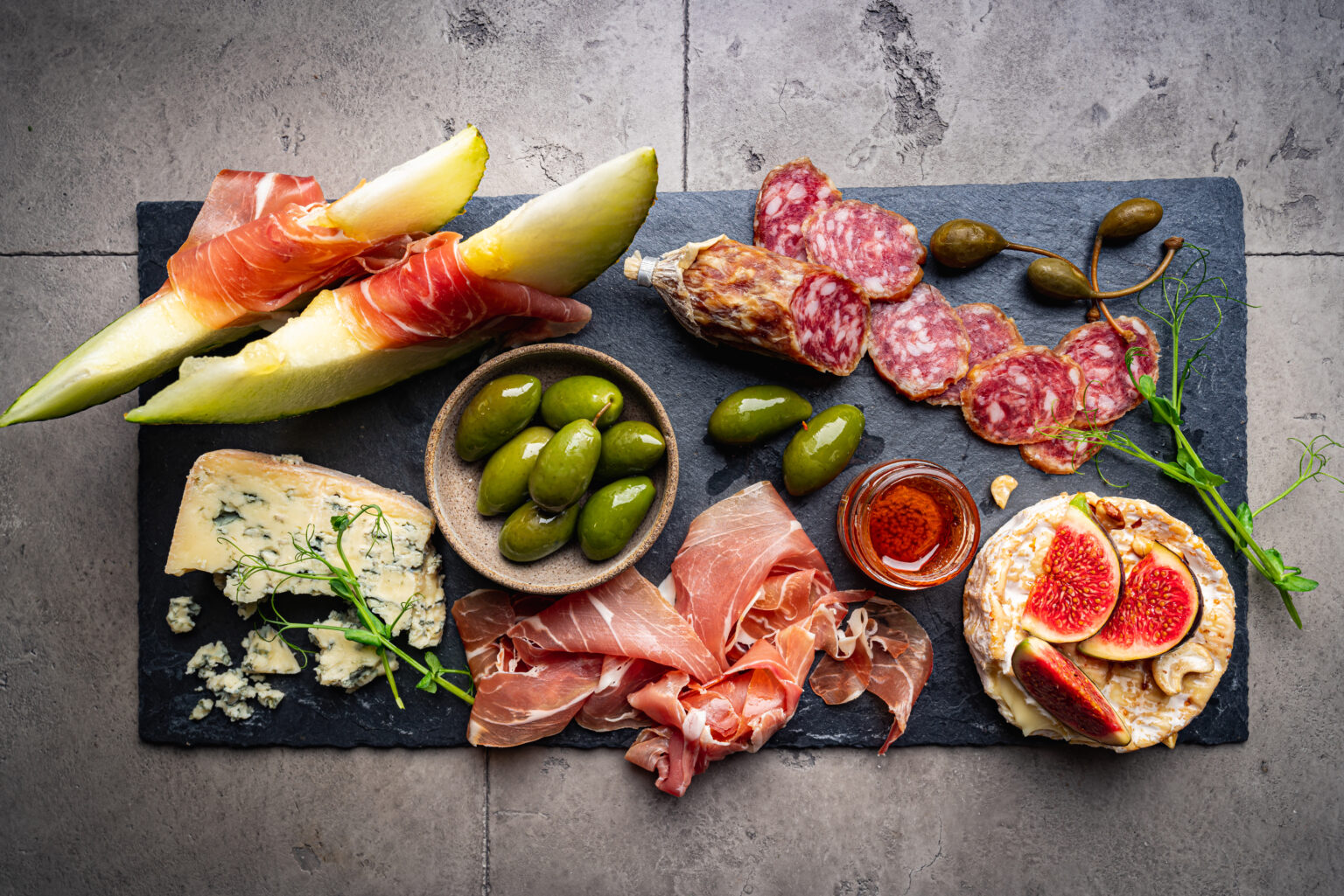 10 Italian Charcuterie Board Tips to Impress Your Guests